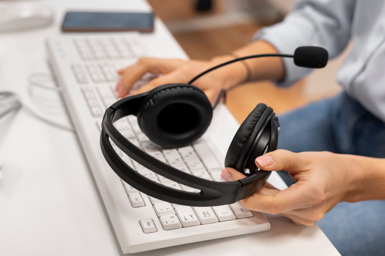 Ukraine, EU Arrest Suspects in Cross-Border Call Center Scam Operation ...
